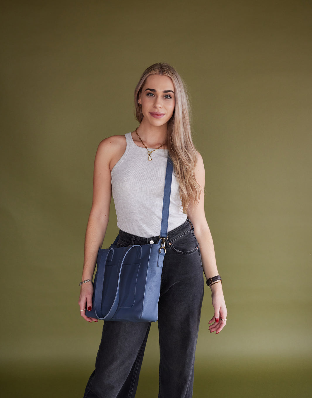 Shoulder Bags & Totes – Antelo