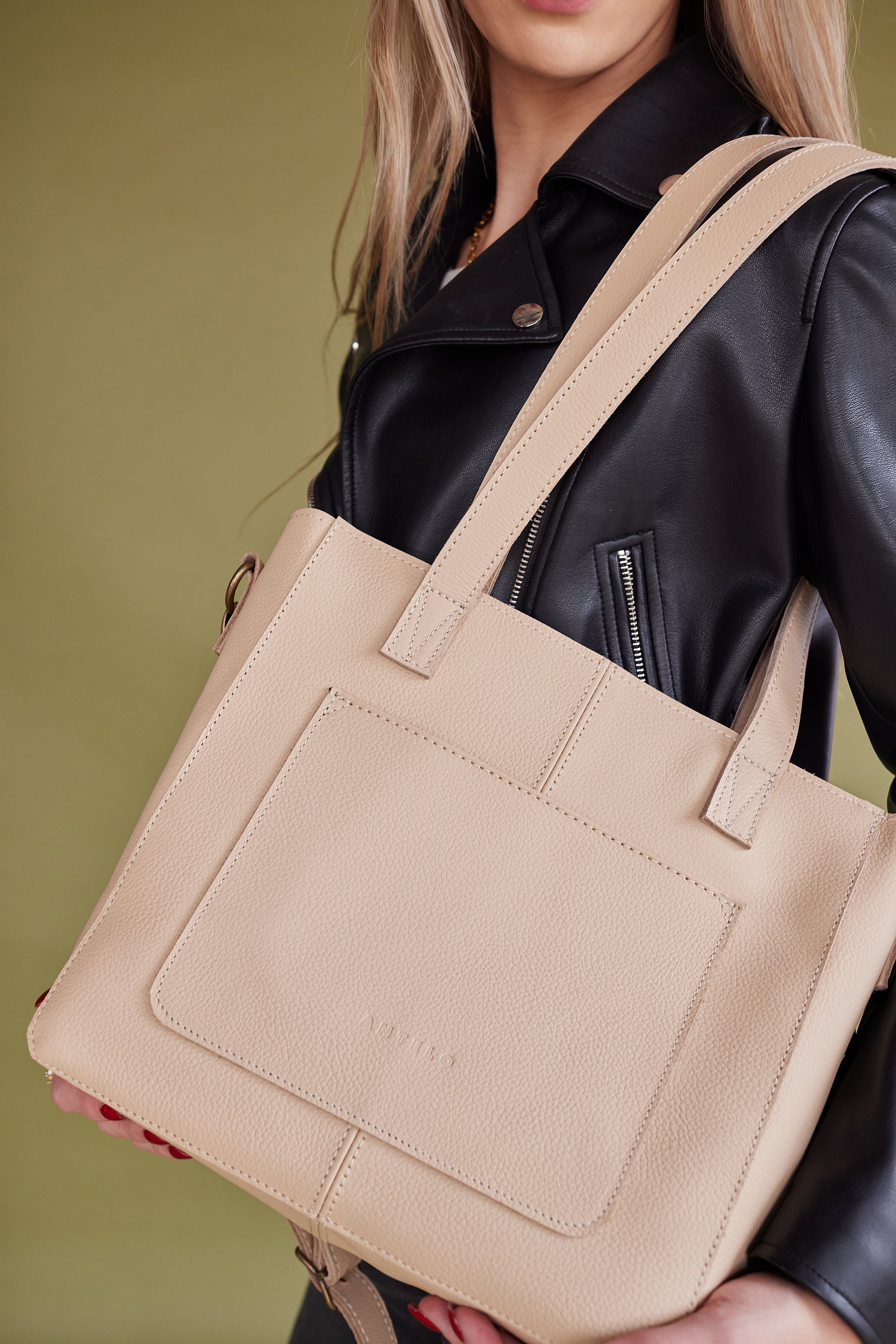 Shoulder Bags & Totes – Antelo