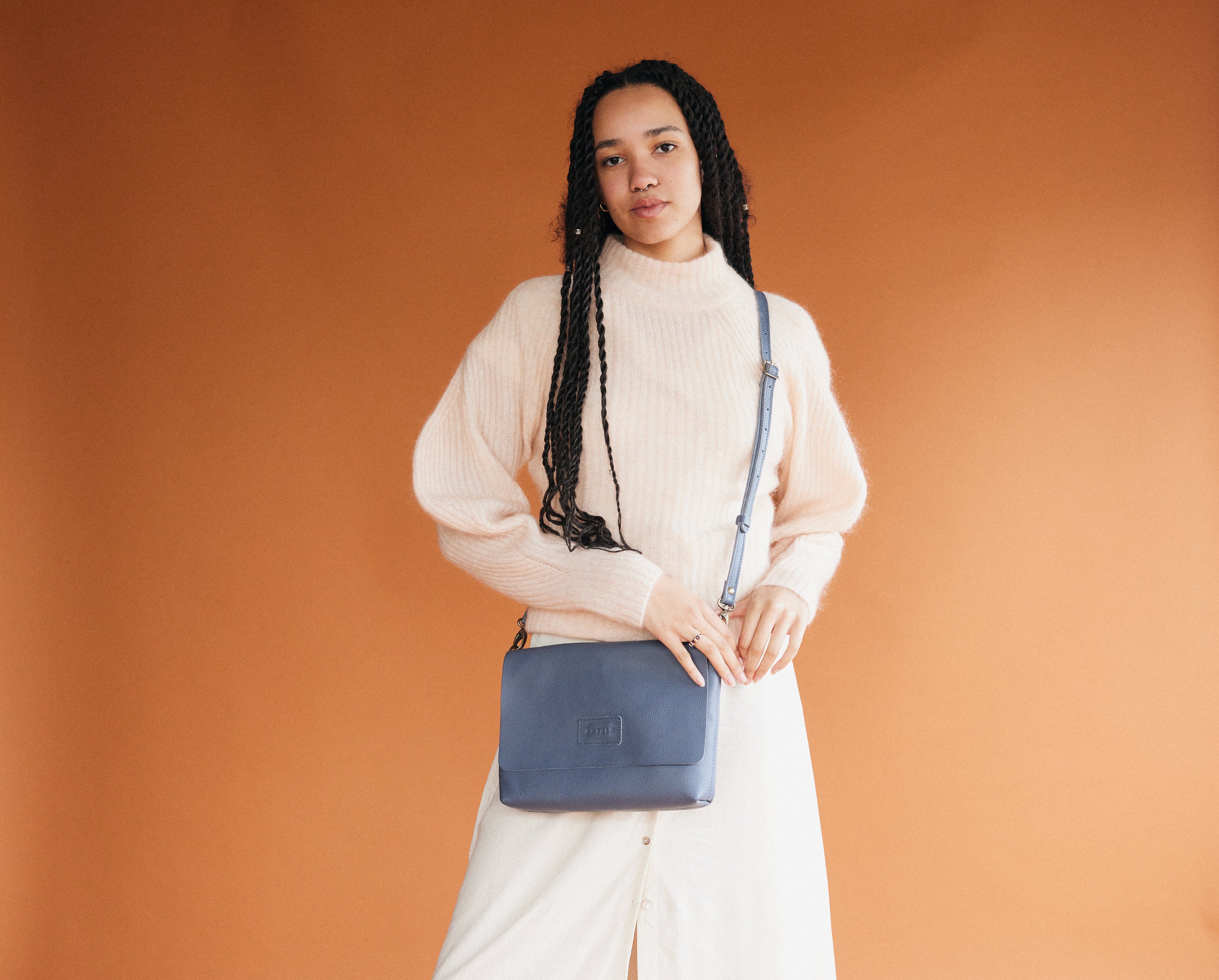 Jeanie XL leather crossbody – Antelo