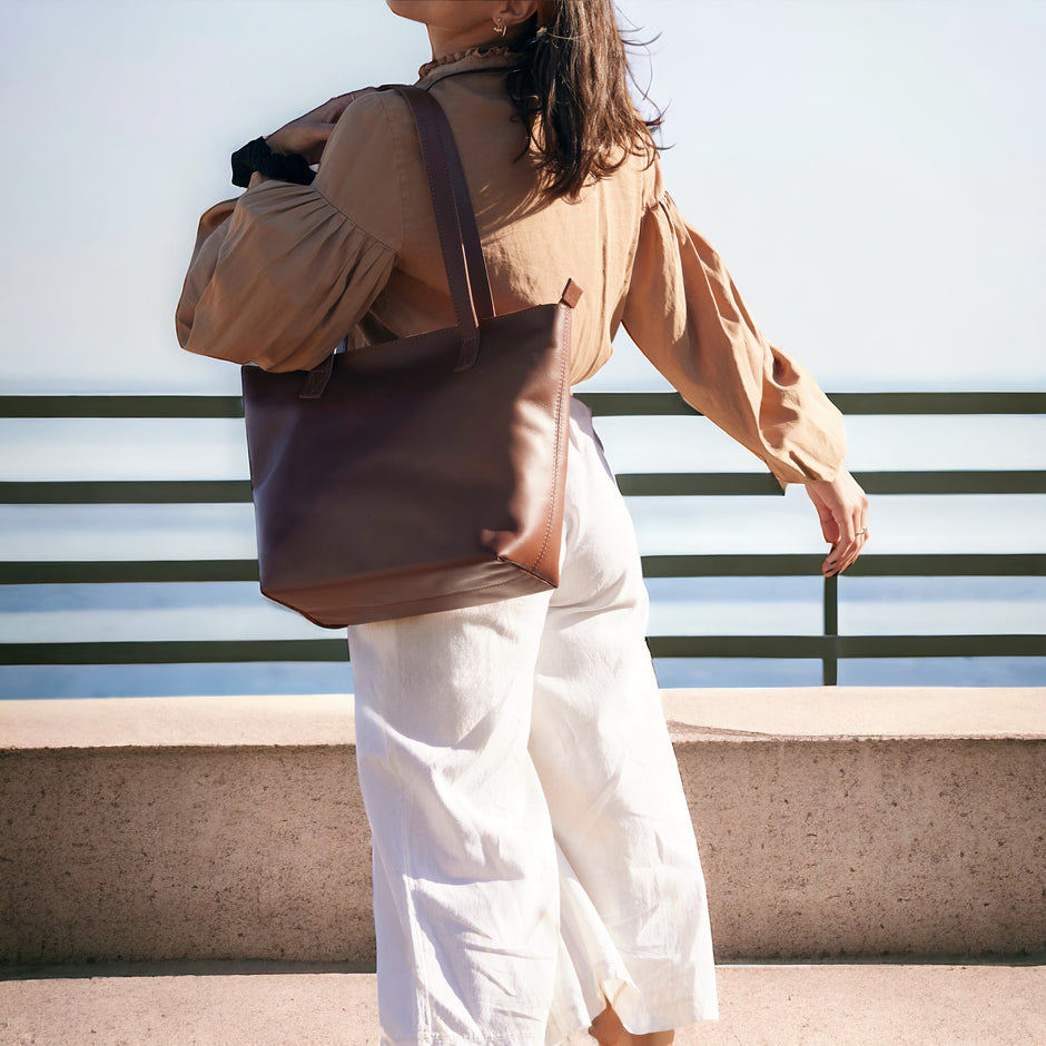 SHOULDER BAGS & TOTES – Antelo