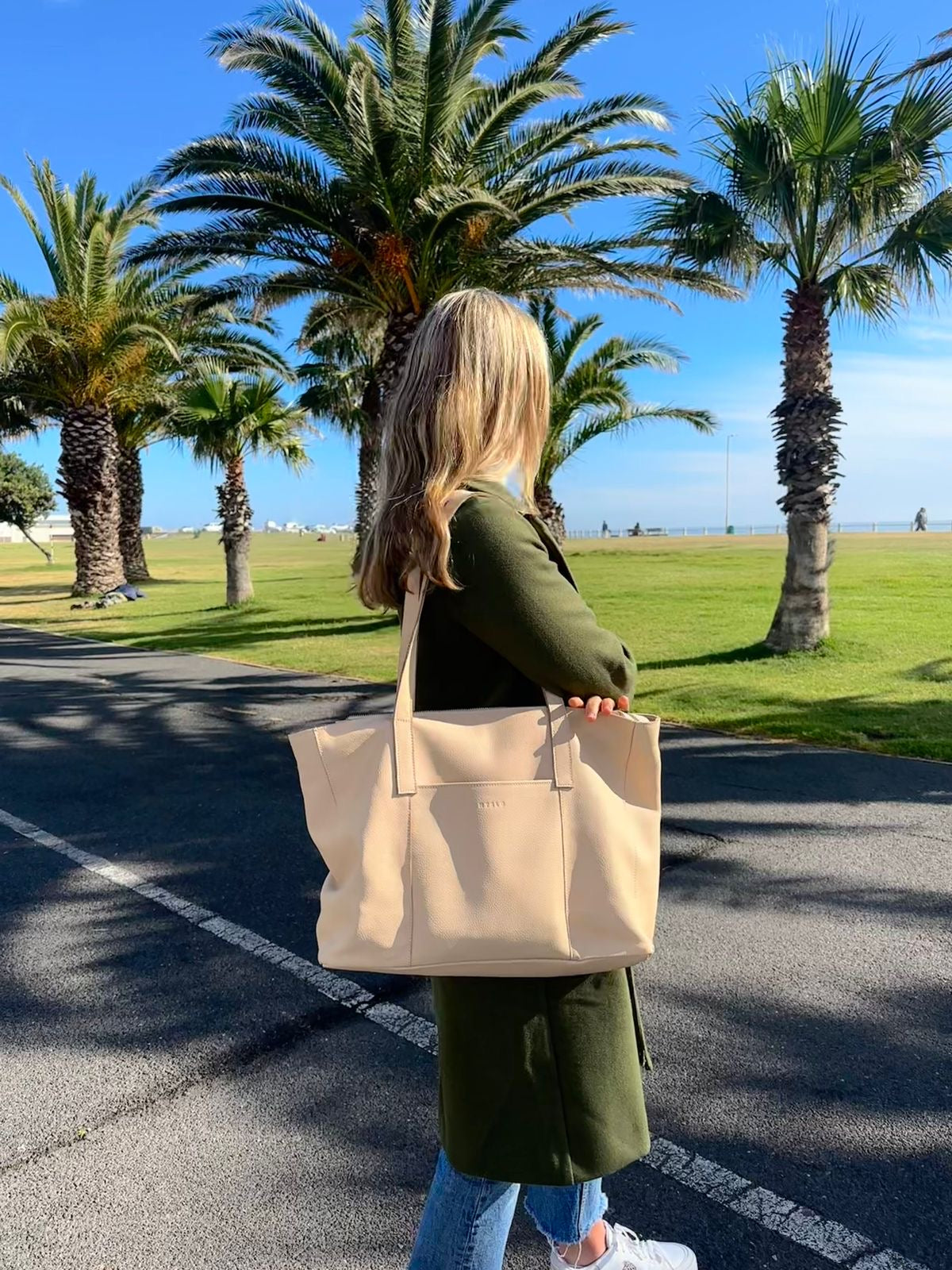 Shoulder Bags & Totes – Antelo